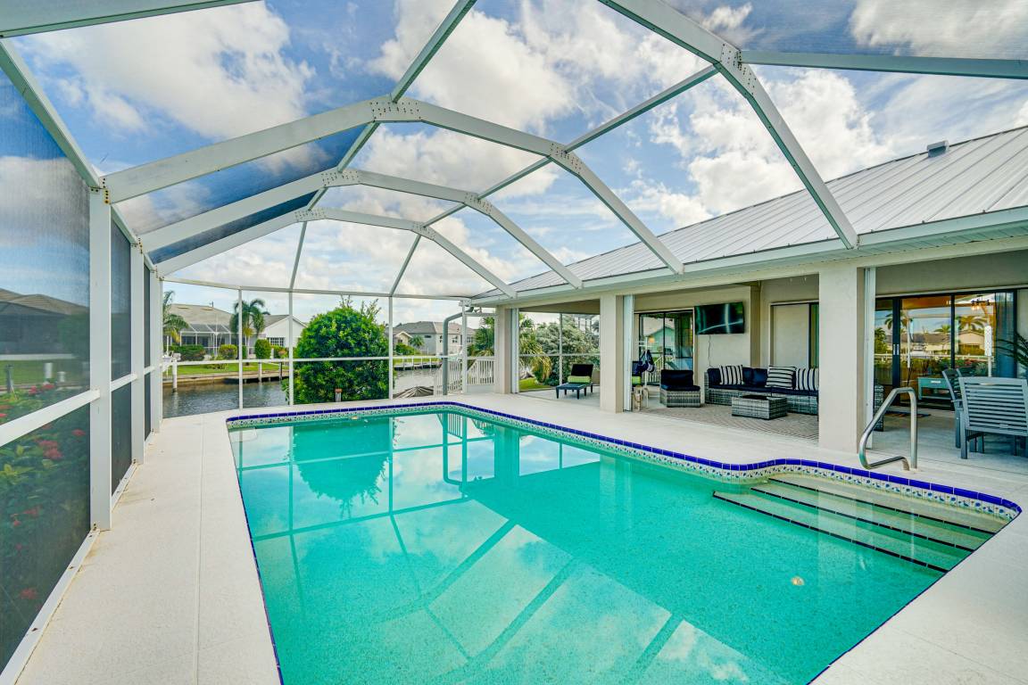 203 M² House ∙ 3 Bedrooms ∙ 7 Guests - Punta Gorda, FL