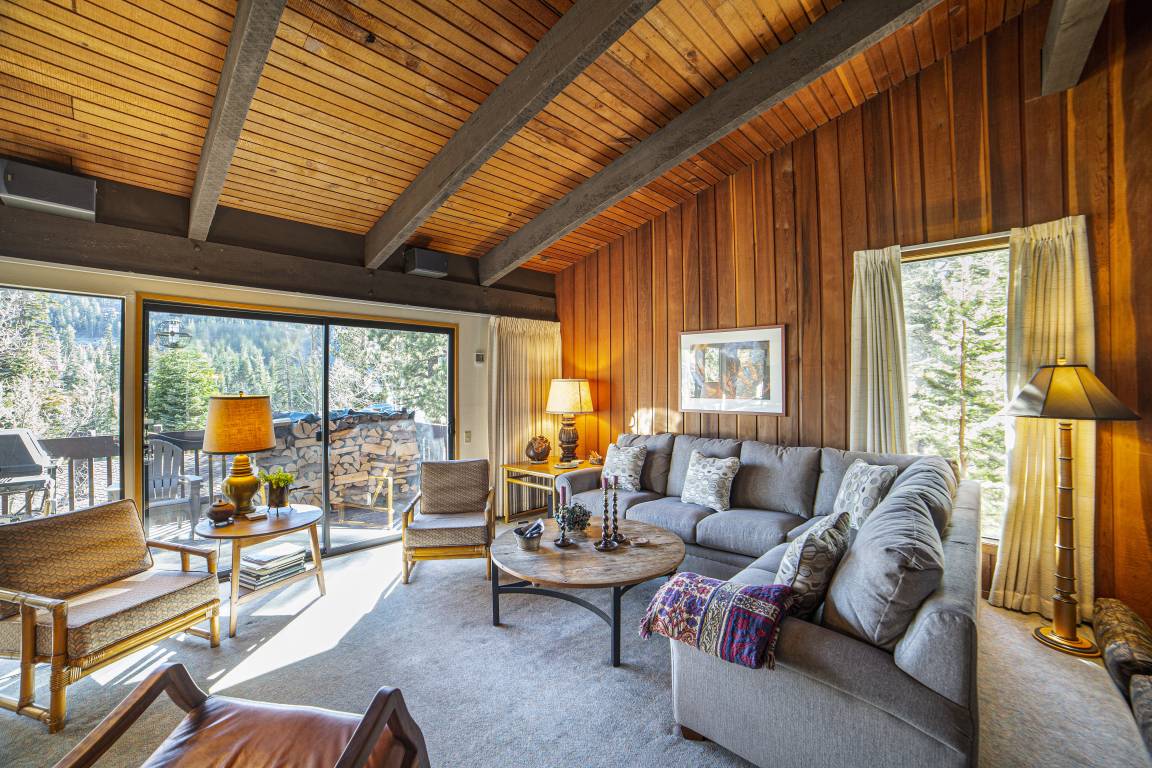 139 M² House ∙ 4 Bedrooms ∙ 10 Guests - Mammoth Mountain, CA