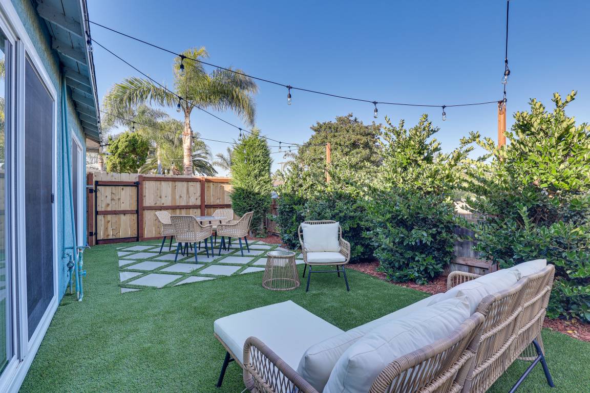 65 M² House ∙ 2 Bedrooms ∙ 6 Guests - Carlsbad, CA