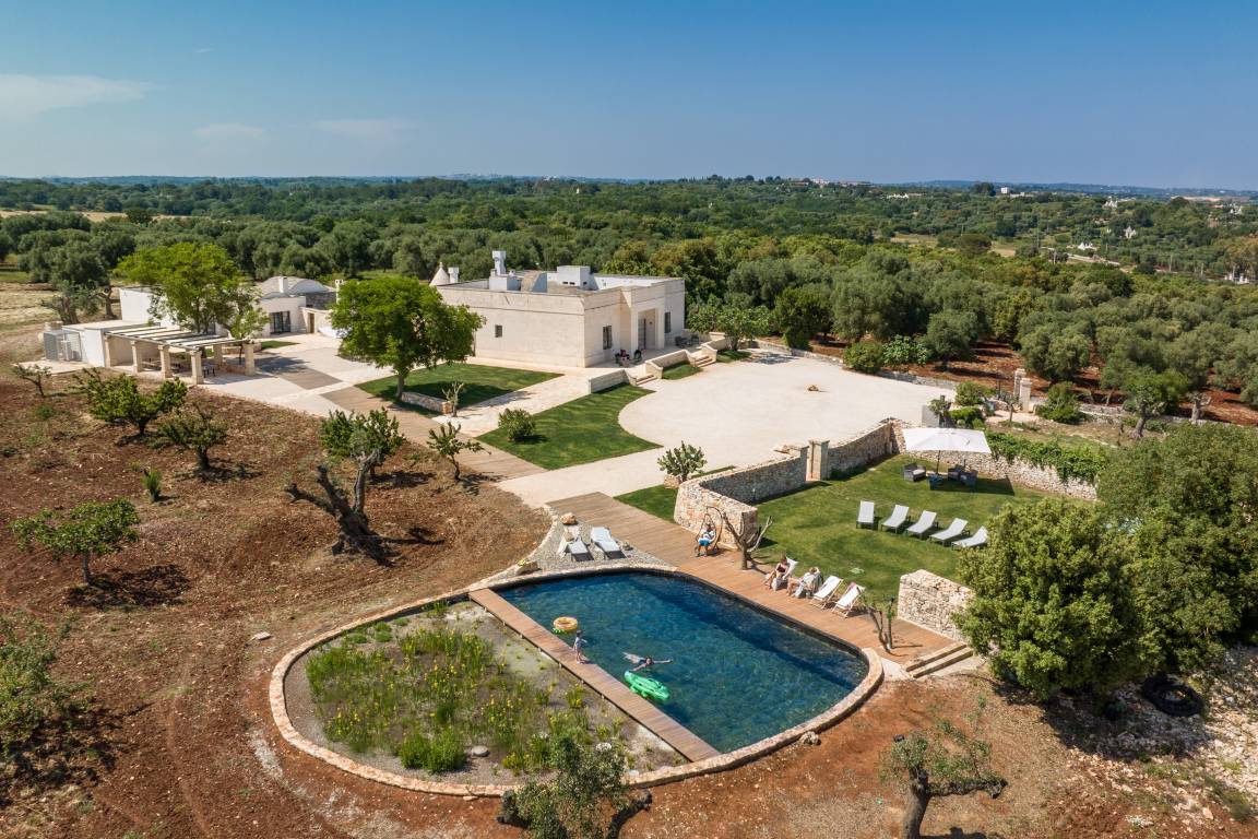 550 M² Villa ∙ 5 Bedrooms ∙ 14 Guests - Cisternino