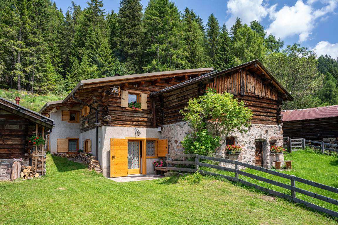 85 M² Chalet ∙ 3 Habitaciones ∙ 6 Huéspedes - Trentino