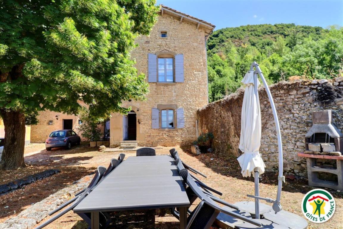 140 M² Gîte ∙ 3 Chambres ∙ 9 Personnes - Saint-Lattier