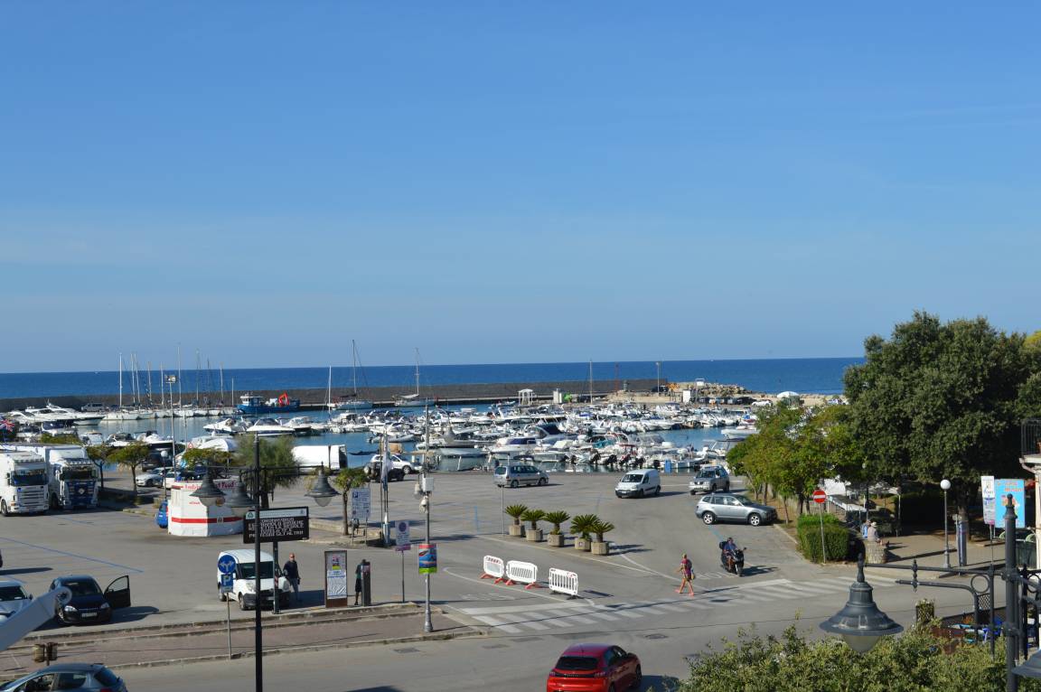 40 M² Apartment ∙ 1 Bedroom ∙ 2 Guests - Casal Velino