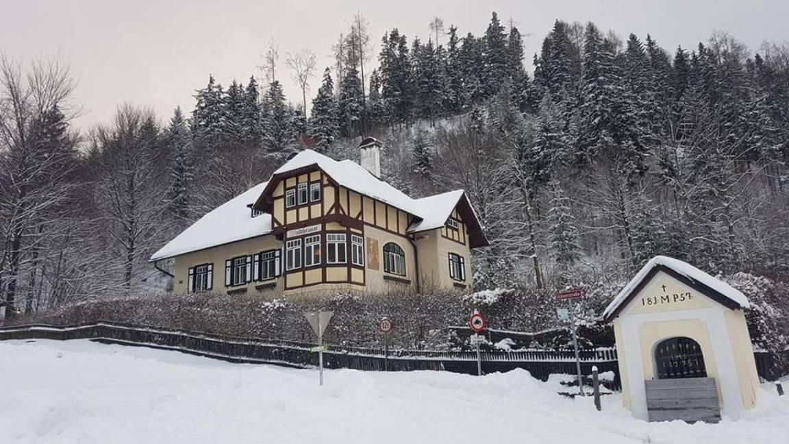 Casa Vacanza ∙ 5 Camere Da Letto ∙ 10 Ospiti - Semmering