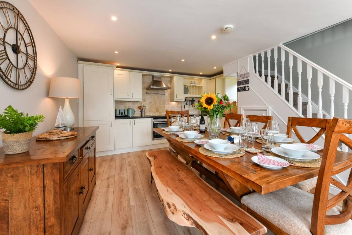 Cottage ∙ 3 Bedrooms ∙ 6 Guests - Abersoch