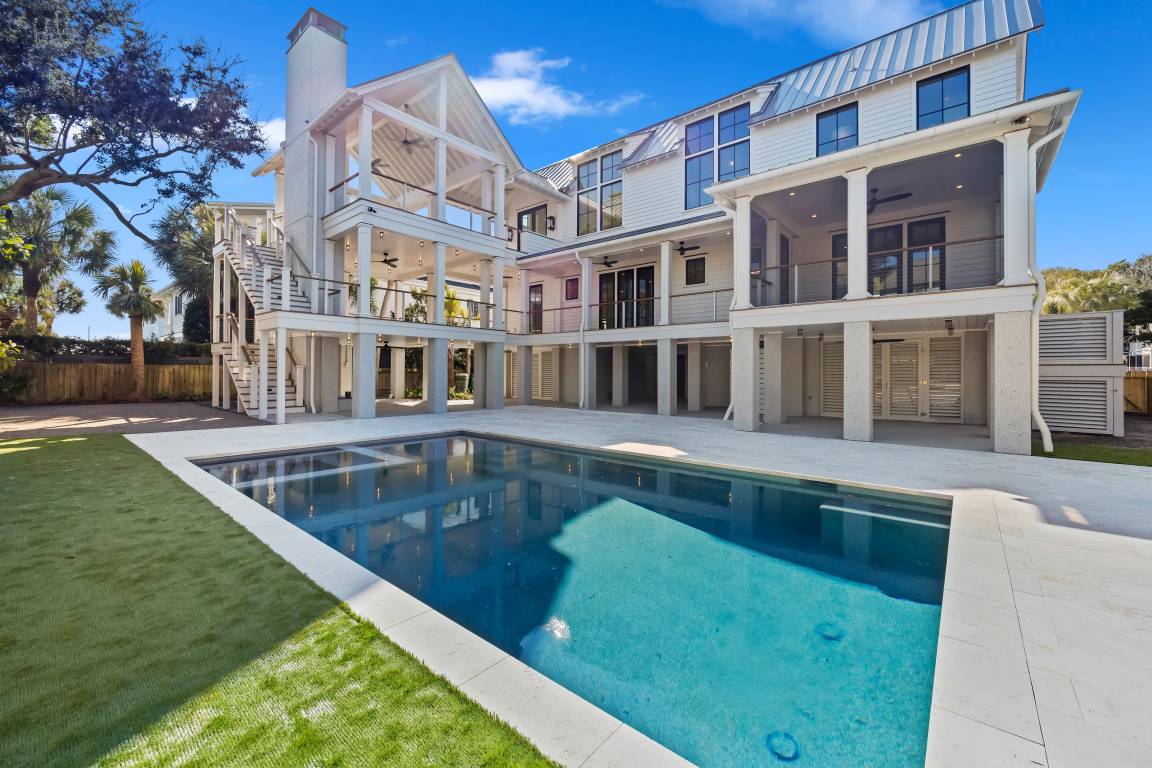 376 M² House ∙ 6 Bedrooms ∙ 14 Guests - Isle of Palms, SC