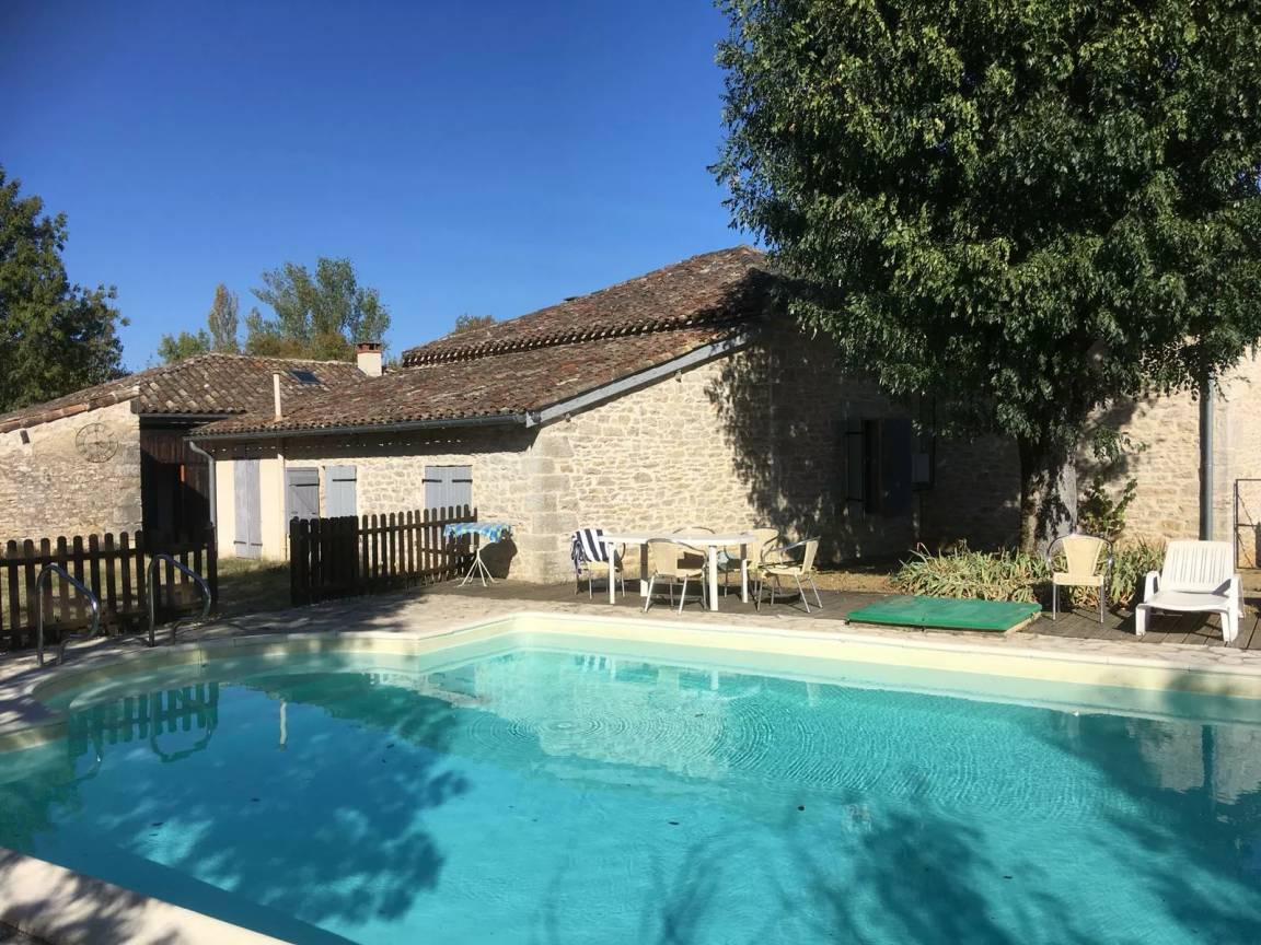 200 M² Maison De Vacances ∙ 6 Chambres ∙ 12 Personnes - Caussade