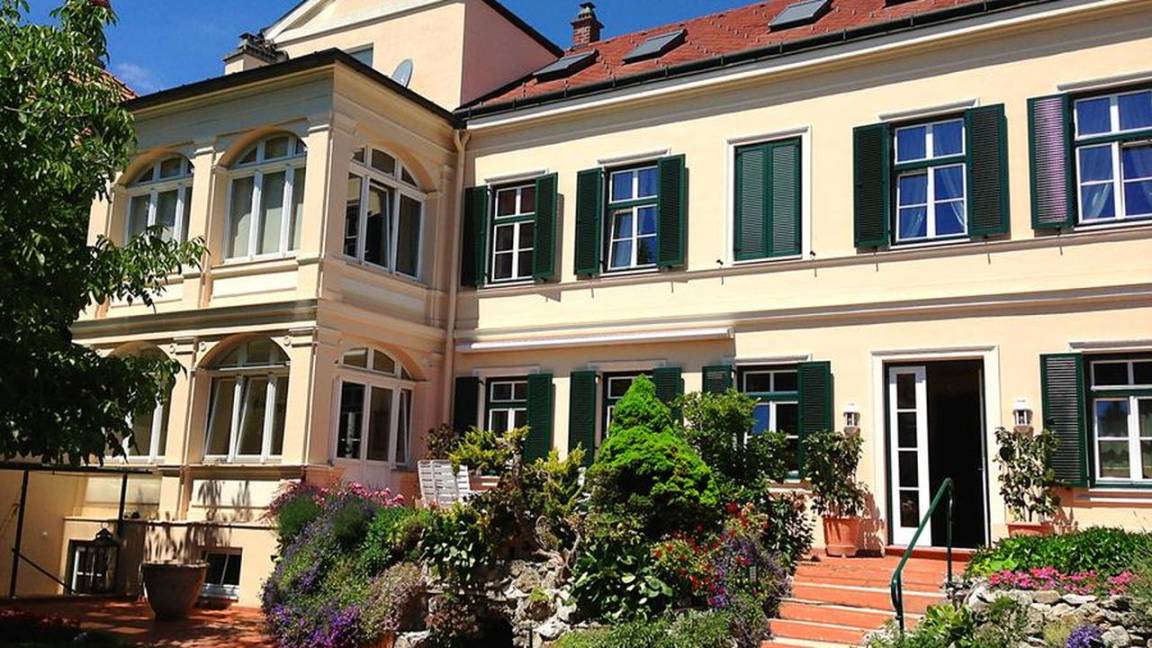 Apartamento ∙ 5 Habitaciones ∙ 6 Huéspedes - Baden bei Wien