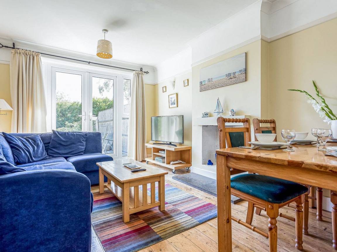 Cottage ∙ 2 Bedrooms ∙ 4 Guests - Sandbanks