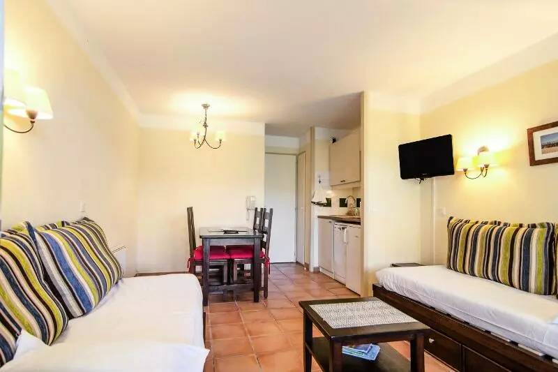 30 M² Appartement ∙ 1 Chambre ∙ 5 Personnes - Messanges