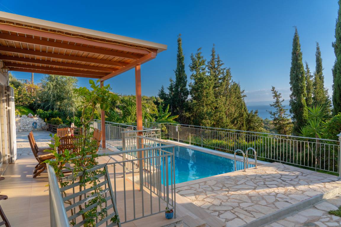 135 M² Villa ∙ 3 Slaapkamers ∙ 7 Gasten - Katelios