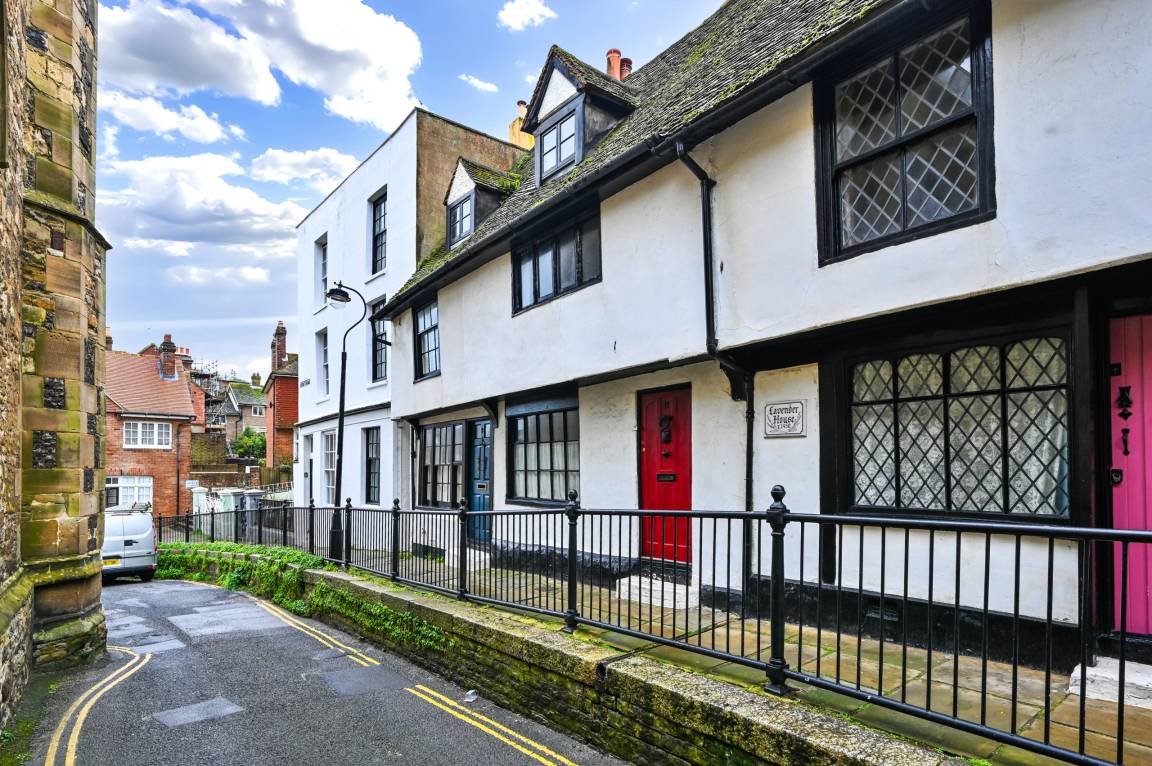 90 M² Cottage ∙ 2 Chambres ∙ 4 Personnes - Hastings
