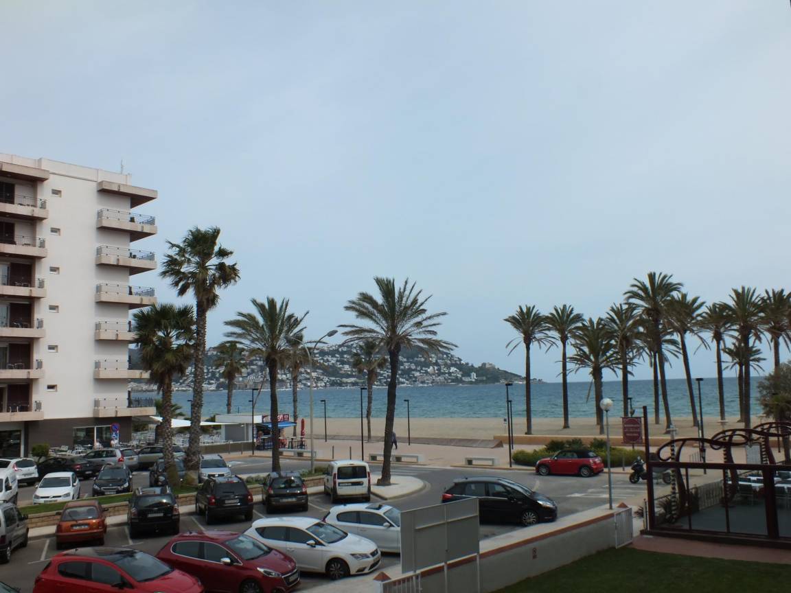 47 M² Apartment ∙ 2 Bedrooms ∙ 5 Guests - Roses