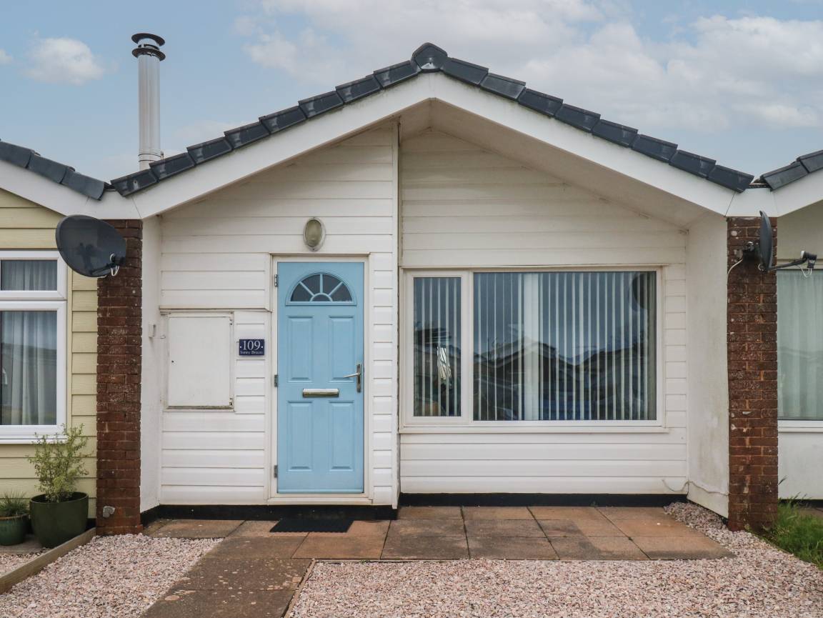 Cottage ∙ 2 Bedrooms ∙ 4 Guests - Kingsbridge