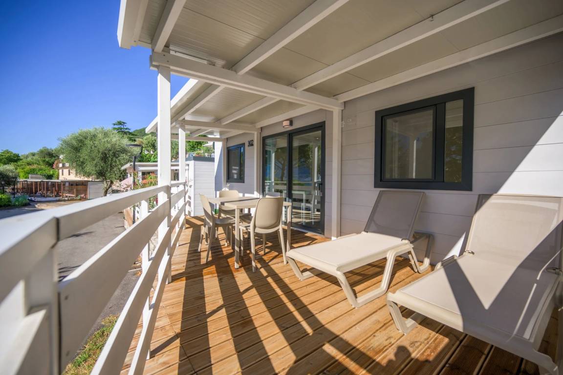 24 M² Camping-unterkunft ∙ 2 Schlafzimmer ∙ 5 Gäste - Limone Sul Garda