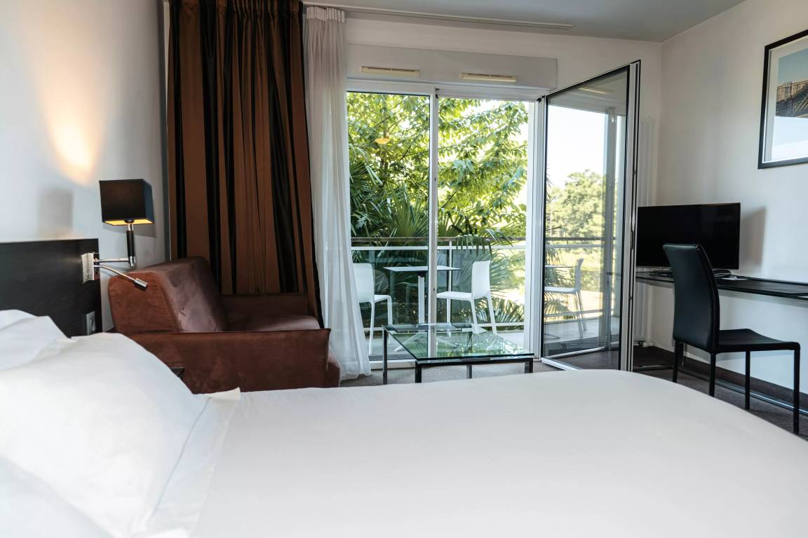 28 M² Studio ∙ 1 Chambre ∙ 2 Personnes - Carquefou