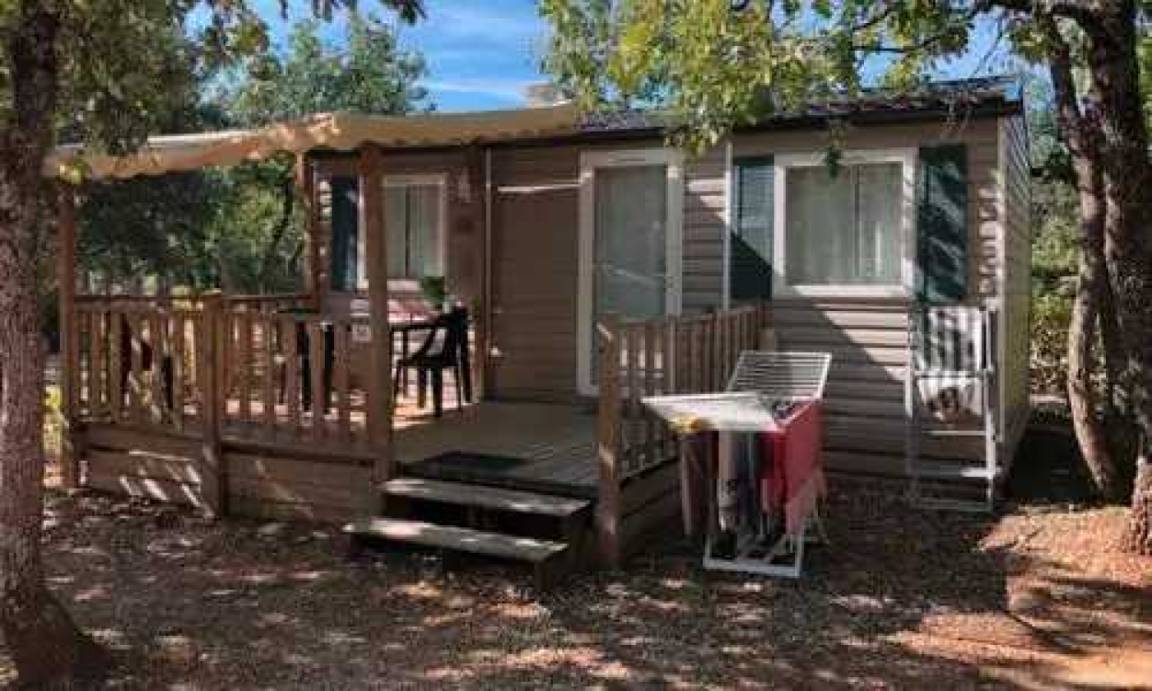 28 M² Camping ∙ 2 Chambres ∙ 4 Personnes - Bonnieux