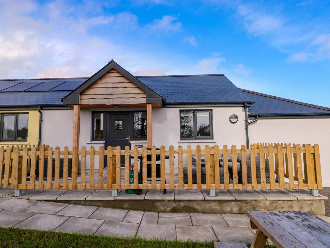 Cottage ∙ 2 Bedrooms ∙ 4 Guests - Saundersfoot