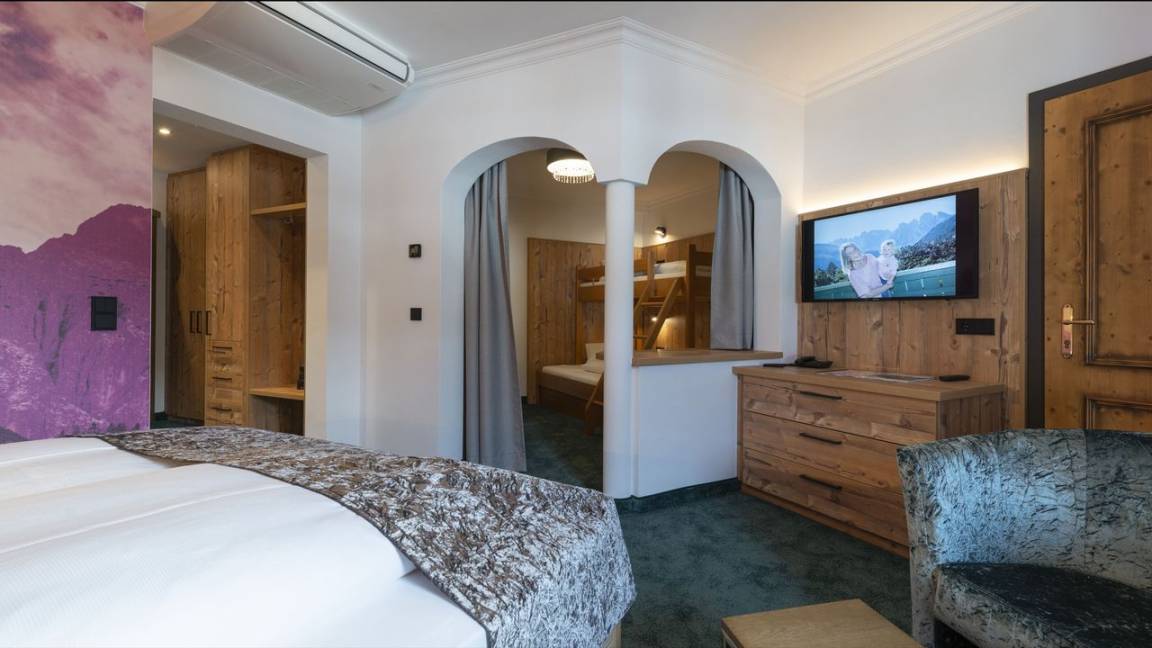 38 M² Hotel ∙ 2 Bedrooms ∙ 5 Guests - Gosau