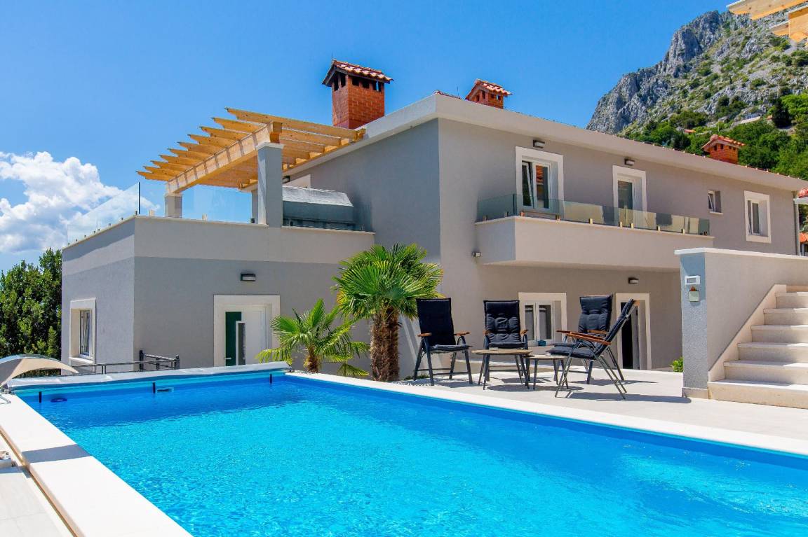240 M² Casa ∙ 4 Camere Da Letto ∙ 8 Ospiti - Mimice