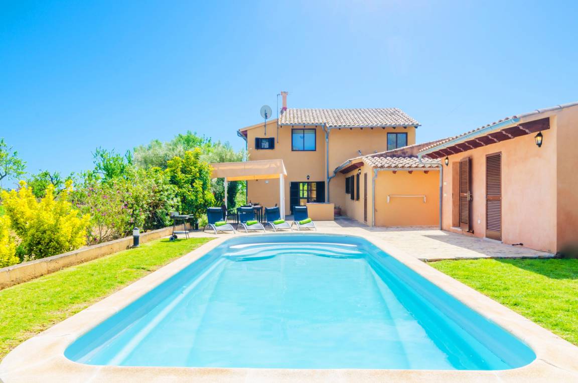 120 M² Villa ∙ 3 Bedrooms ∙ 6 Guests - Inca