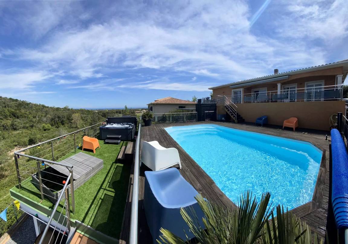 200 M² Appartamento ∙ 4 Camere Da Letto ∙ 10 Ospiti - Solenzara
