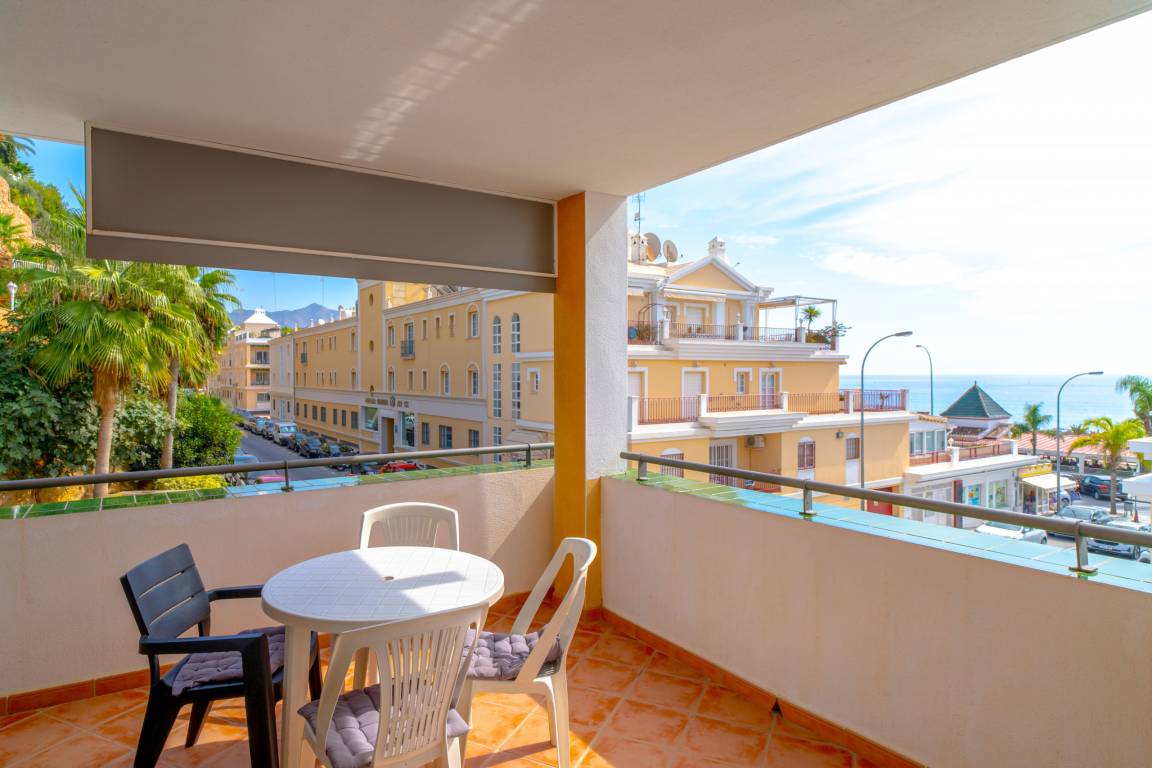90 M² Apartment ∙ 2 Bedrooms ∙ 4 Guests - Nerja
