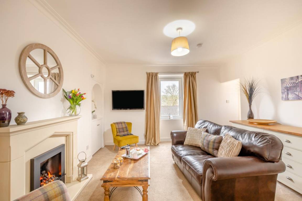 Apartment ∙ 2 Bedrooms ∙ 4 Guests - Hawick