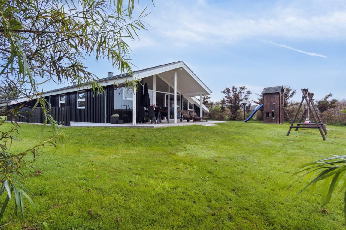 115 M² House ∙ 3 Bedrooms ∙ 6 Guests - Hirtshals