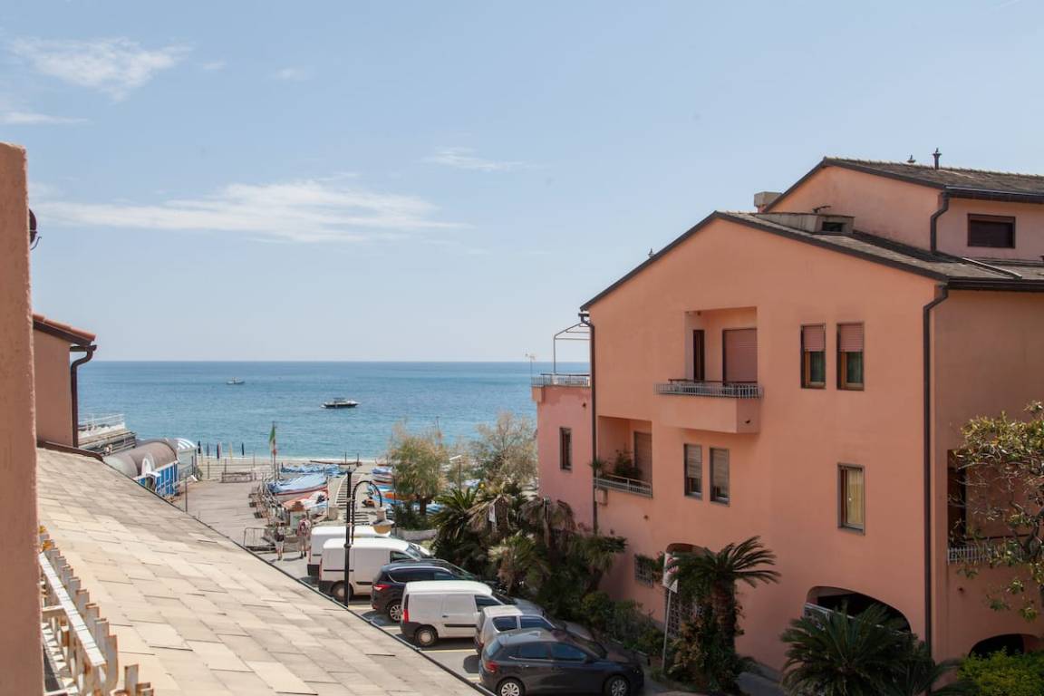 85 M² Apartamento ∙ 2 Habitaciones ∙ 6 Huéspedes - Monterosso al Mare