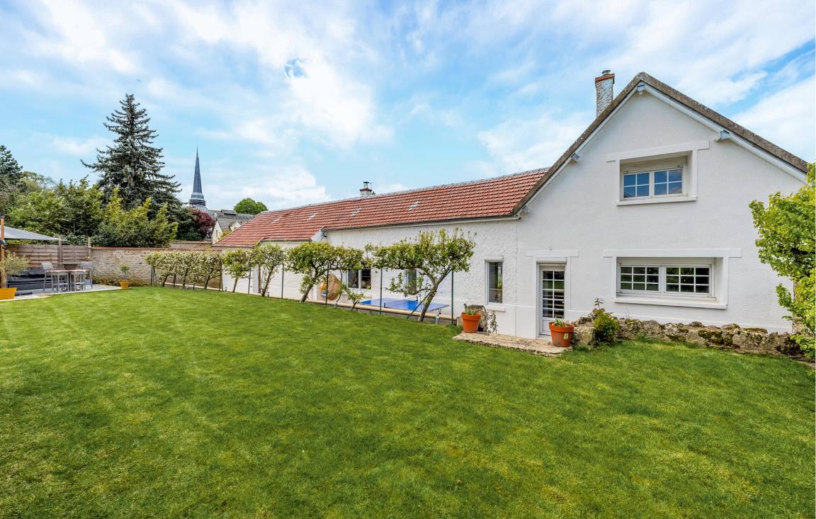 150 M² House ∙ 4 Bedrooms ∙ 8 Guests - Méru