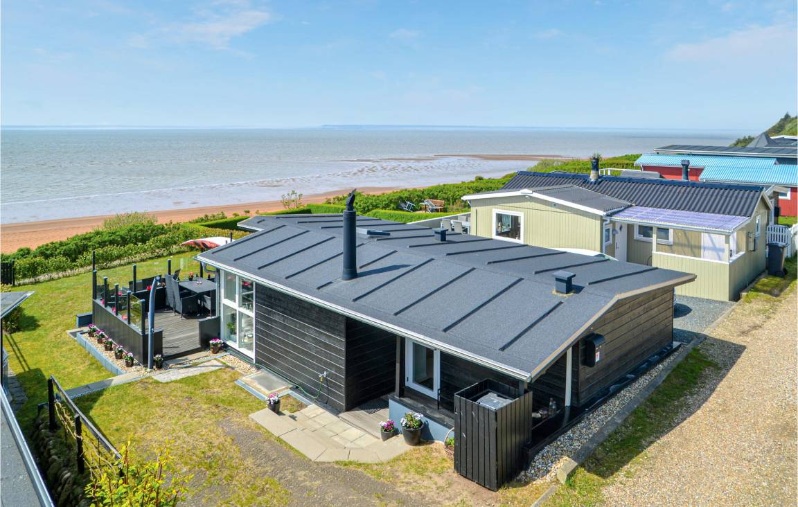 100 M² House ∙ 4 Bedrooms ∙ 5 Guests - Esbjerg