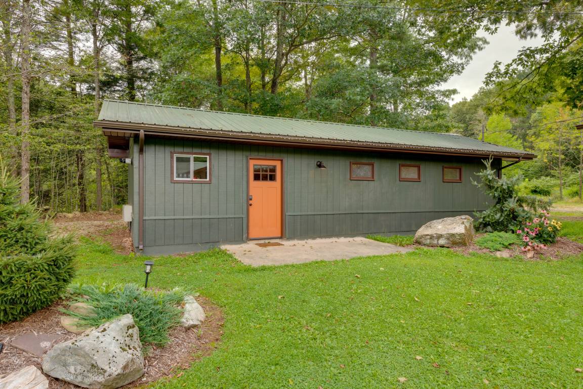 59 M² House ∙ 2 Bedrooms ∙ 6 Guests - Worlds End State Park, Forksville