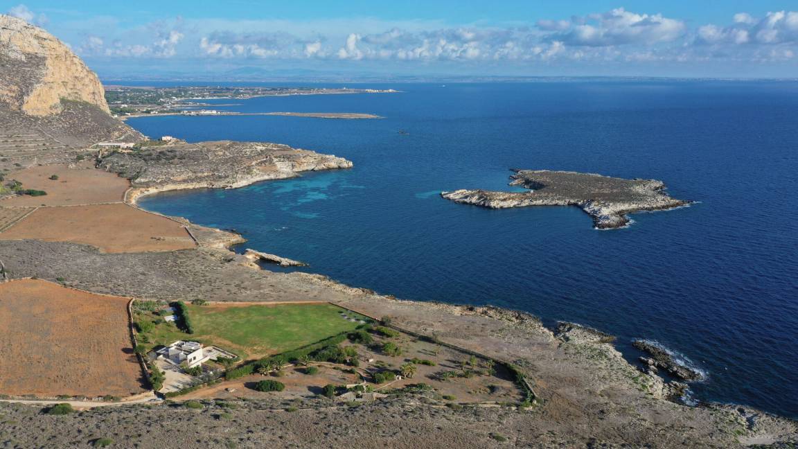 390 M² Villa ∙ 6 Schlafzimmer ∙ 12 Gäste - Favignana