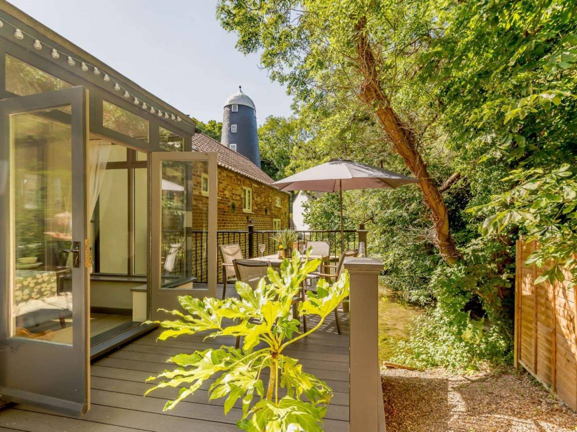 Cottage ∙ 2 Bedrooms ∙ 3 Guests - Louth