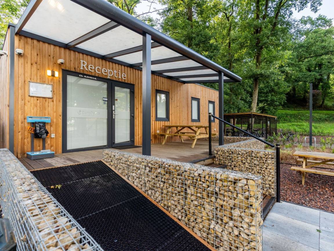 150 M² Huis ∙ 4 Slaapkamers ∙ 8 Gasten - Sittard