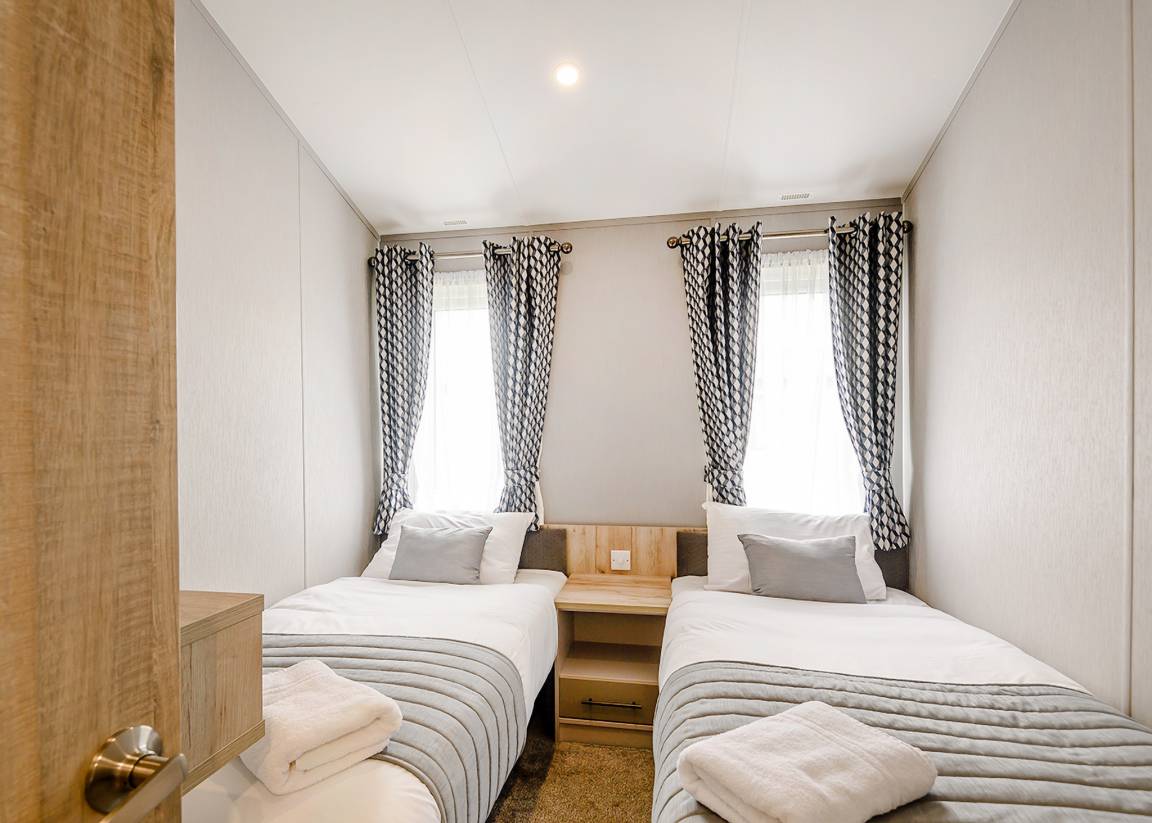 Chalet ∙ 3 Bedrooms ∙ 6 Guests - Sutton on Sea