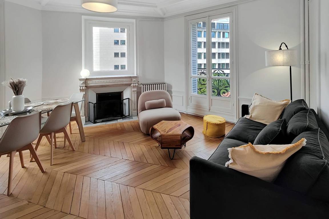 90 M² Appartement ∙ 3 Chambres ∙ 6 Personnes - Pont Neuf