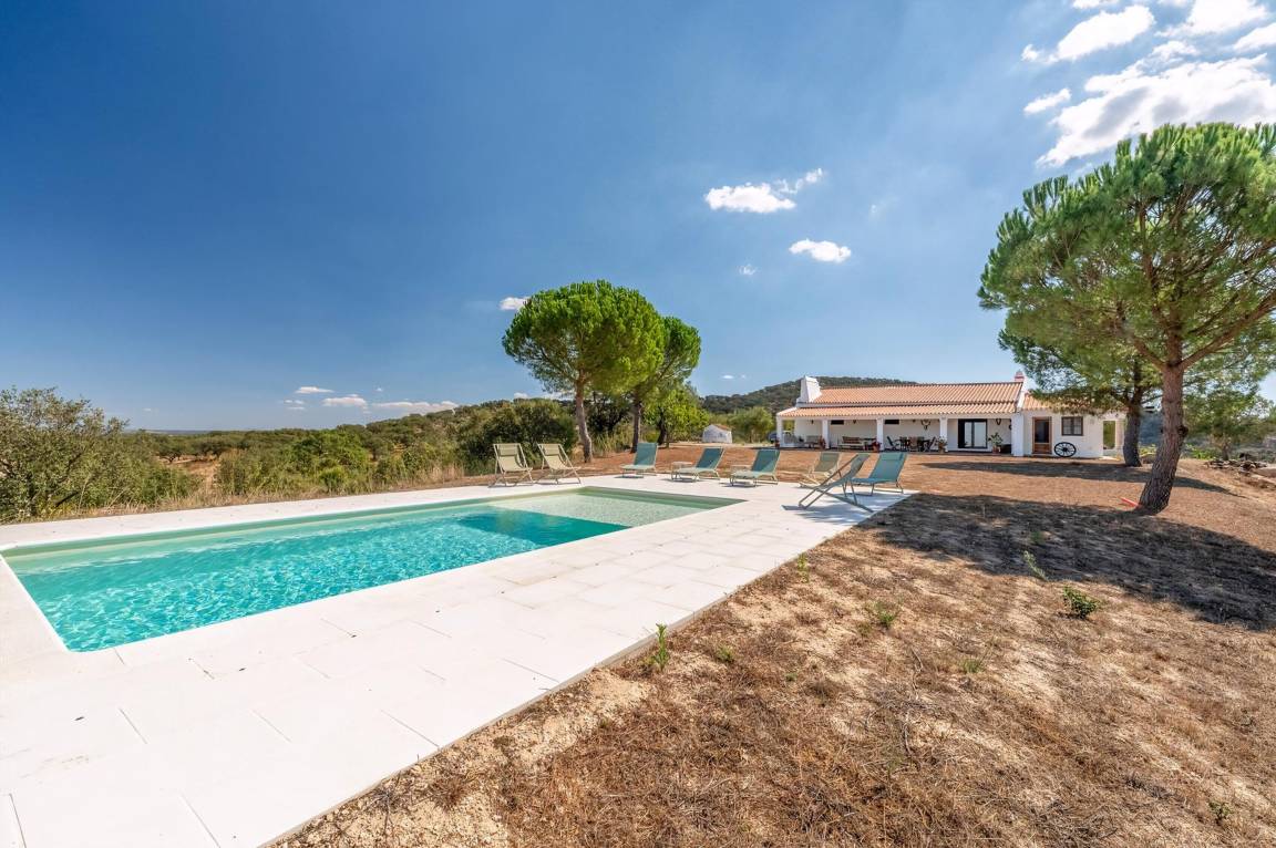 Casa ∙ 4 Quartos ∙ 8 Hóspedes - Évora