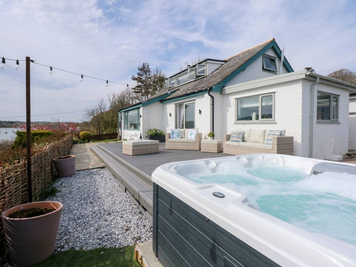 Cottage ∙ 3 Bedrooms ∙ 6 Guests - Anglesey