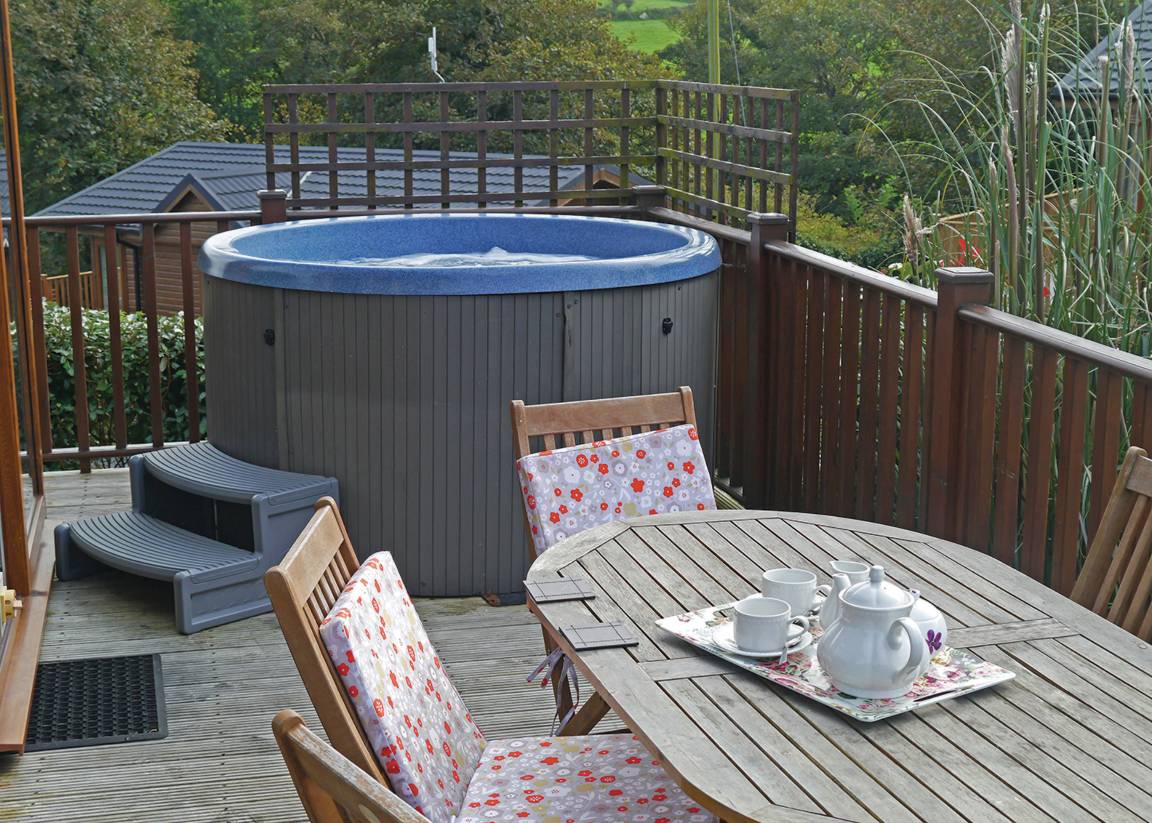 Chalet ∙ 3 Bedrooms ∙ 6 Guests - Tintagel