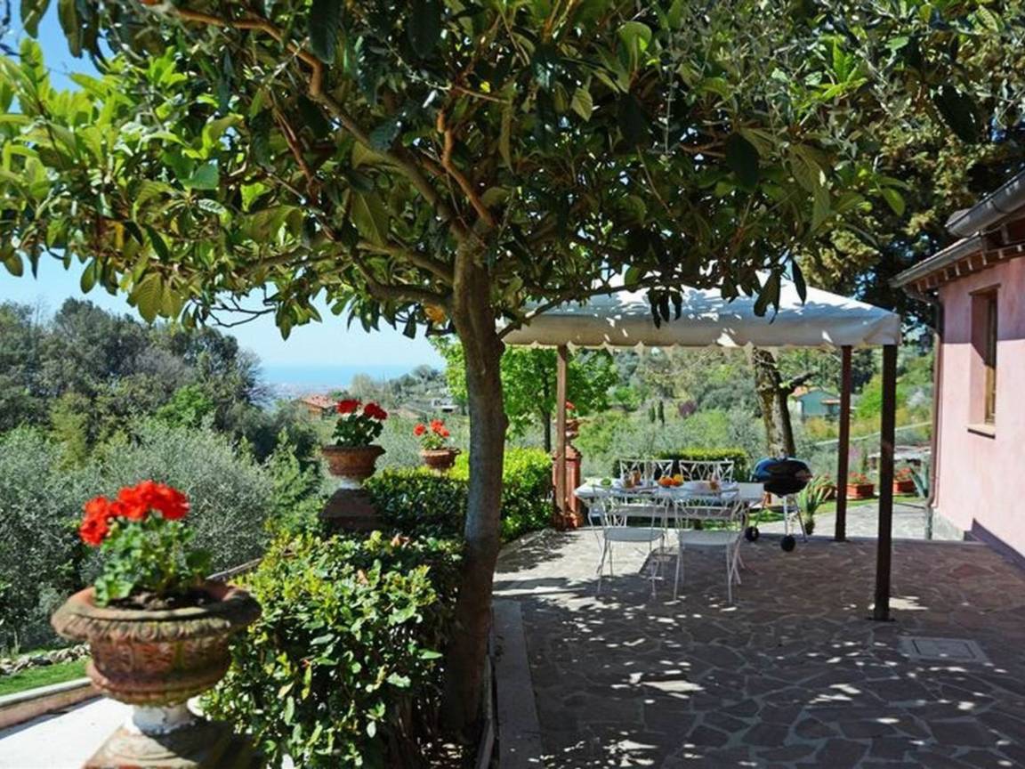 100 M² Huoneisto ∙ 2 Makuuhuonetta ∙ 6 Vierasta - Viareggio