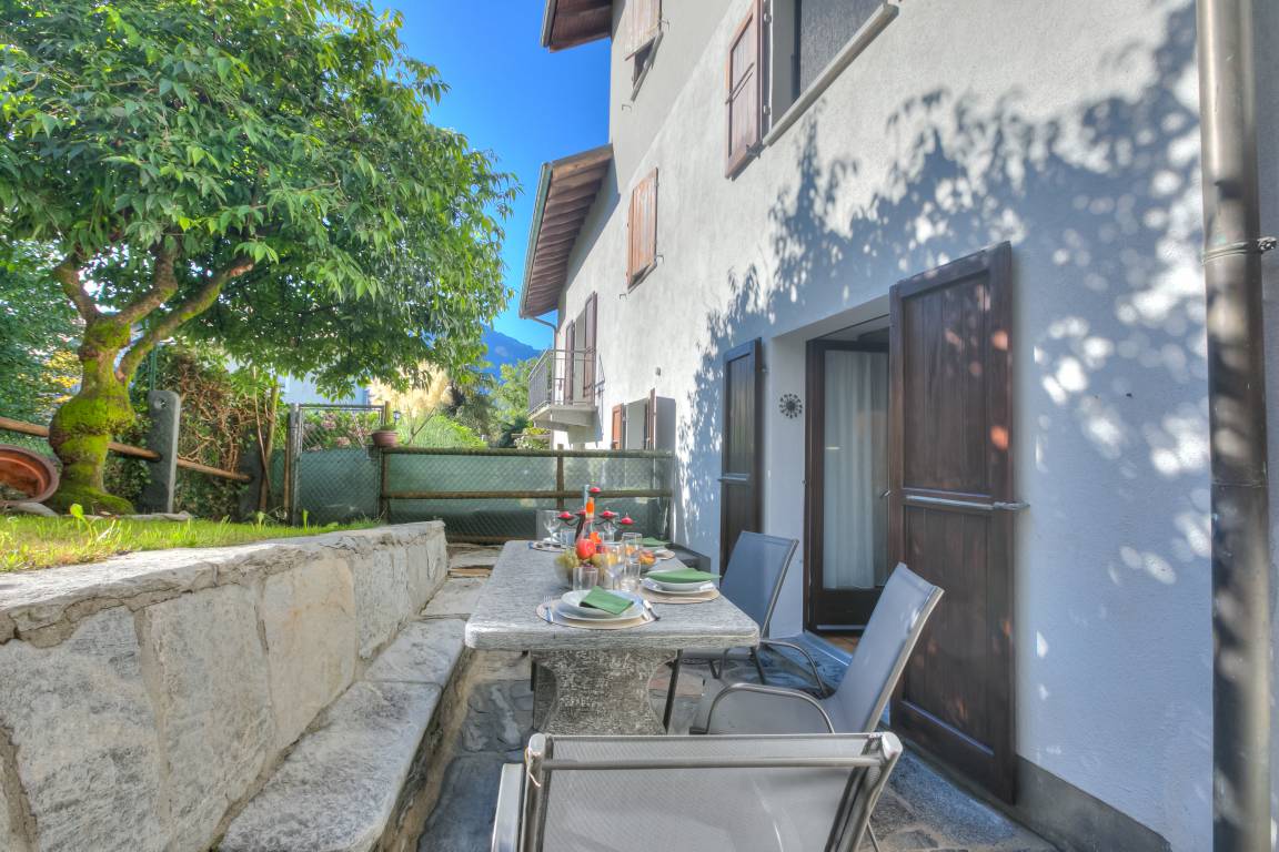 65 M² Ferienwohnung ∙ 1 Schlafzimmer ∙ 4 Gäste - Tenero-Contra