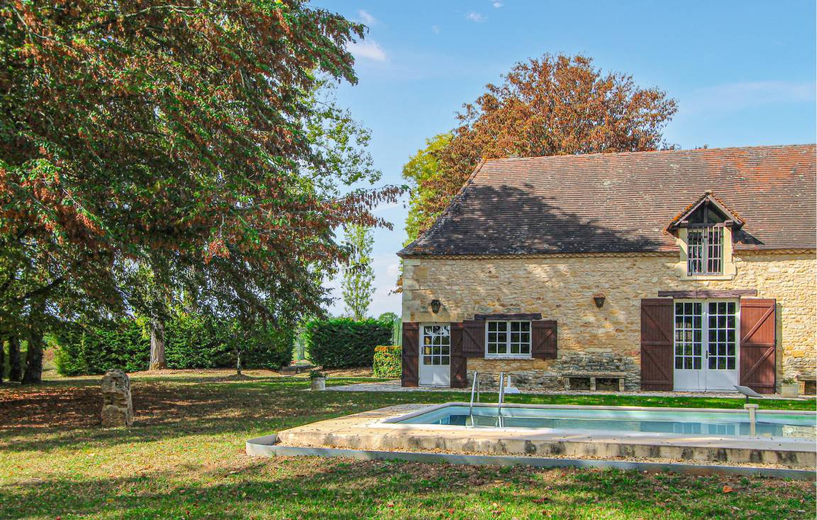 240 M² House ∙ 6 Bedrooms ∙ 10 Guests - Fleurac