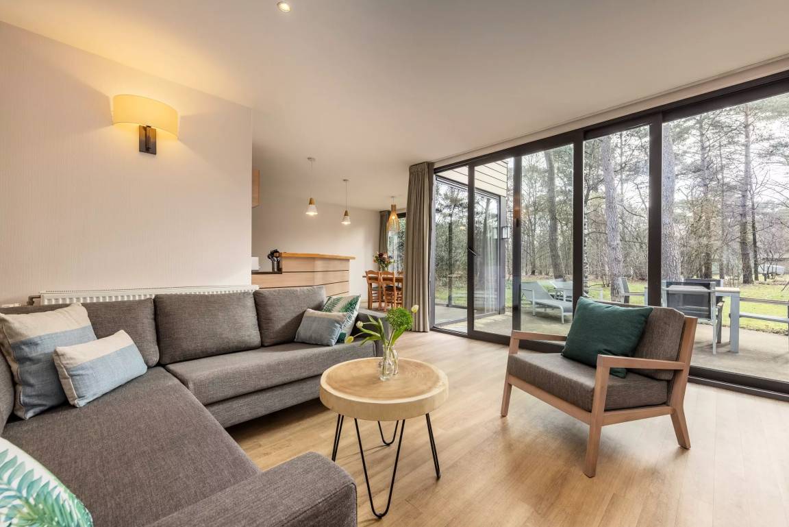 79 M² Caravan ∙ 2 Bedrooms ∙ 4 Guests - Eindhoven