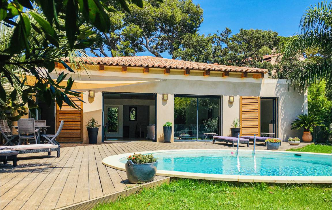 170 M² Ferienhaus ∙ 3 Schlafzimmer ∙ 6 Gäste - Giens