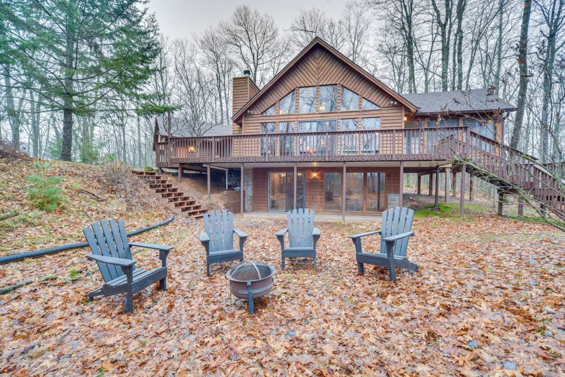 256 M² House ∙ 3 Bedrooms ∙ 8 Guests - Hayward, WI