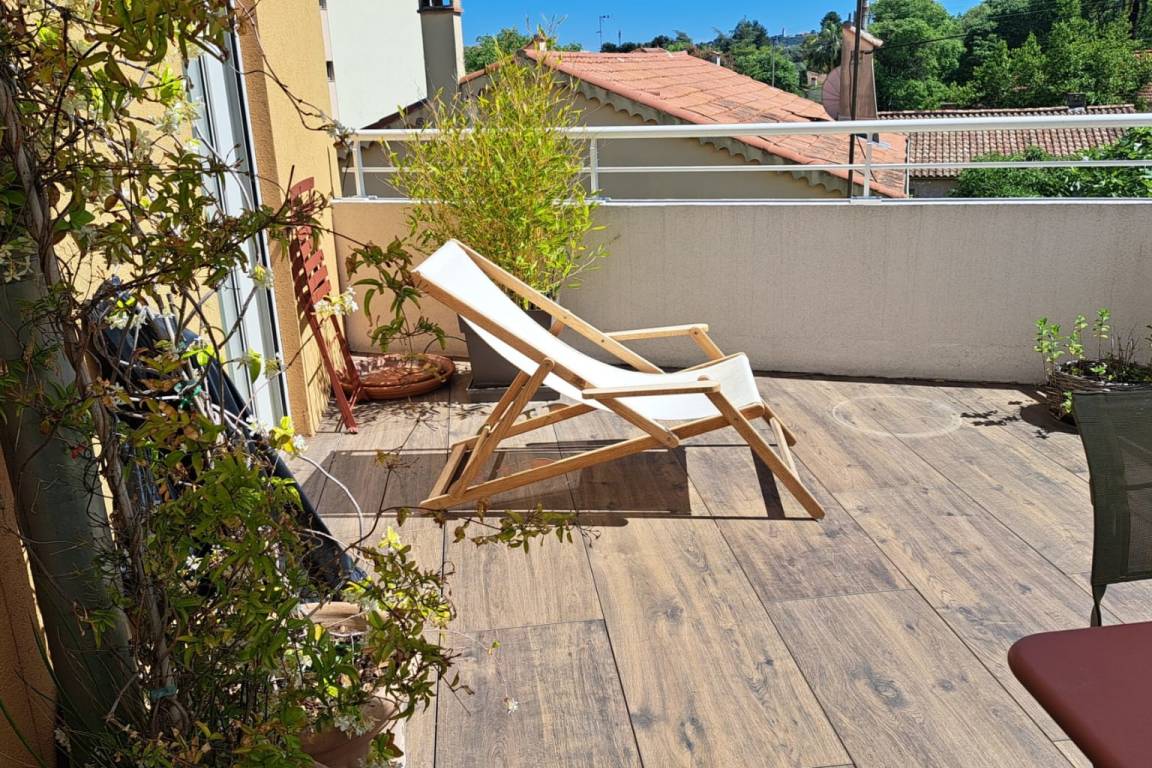 90 M² Appartement En Copropriété ∙ 2 Chambres ∙ 4 Personnes - Antibes