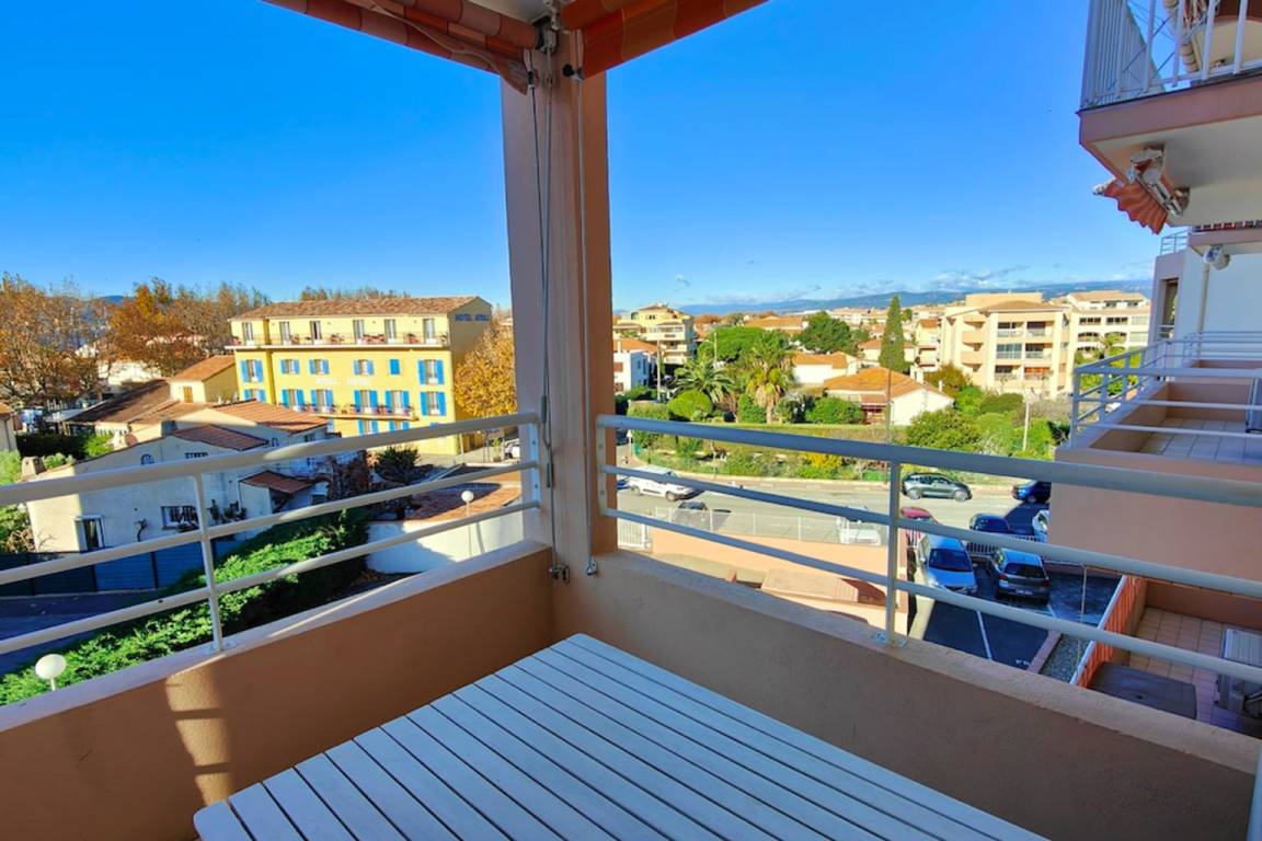 57 M² Appartement ∙ 2 Chambres ∙ 6 Personnes - Boulouris-sur-Mer