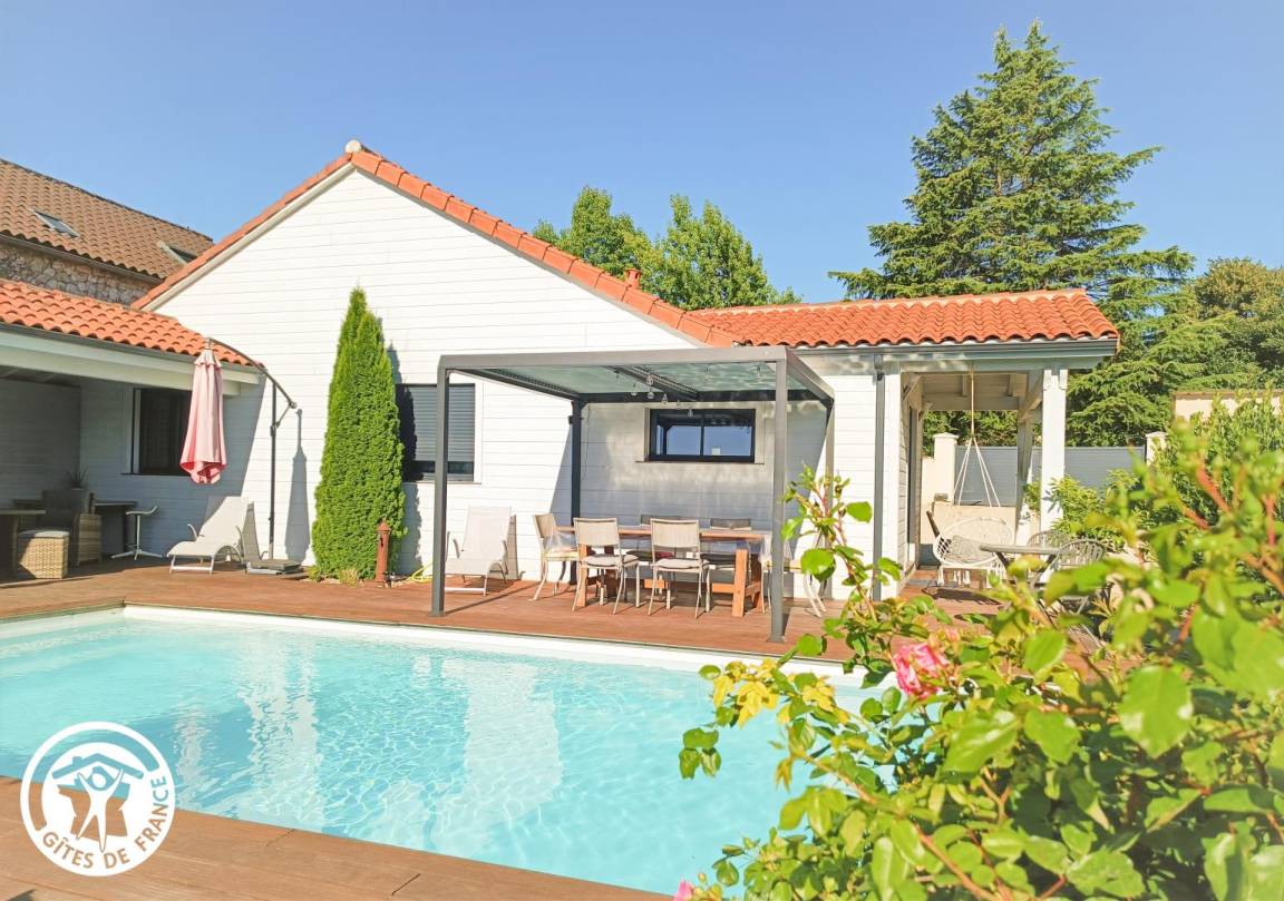 115 M² Gîte ∙ 4 Chambres ∙ 8 Personnes - Puy-l'Évêque
